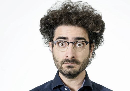 Λάμπρος Φισφής: Στο μαιευτήριο ο γιατρός έσκασε με φραπέ- Έτσι το κάνω ...