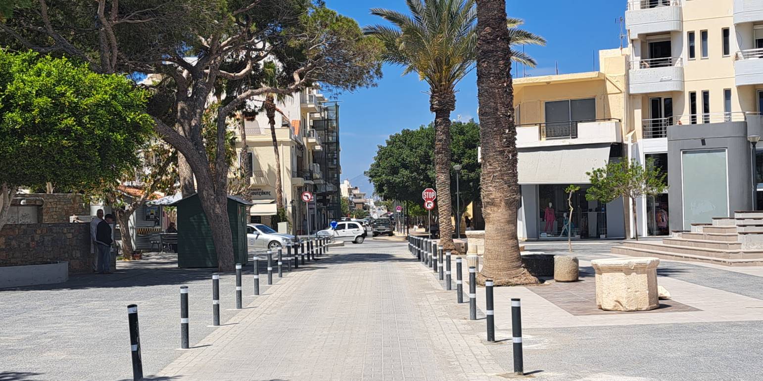 Κρήτη: Συγκλονίζει το δράμα με τα δύο νήπια που βρέθηκαν δίπλα στον ...