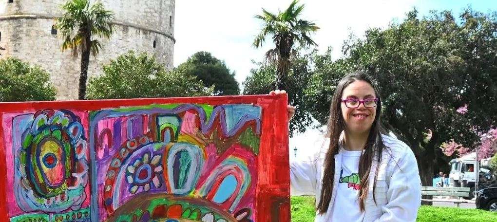 Ο πολύχρωμος κόσμος της Lloxy - KidsHub